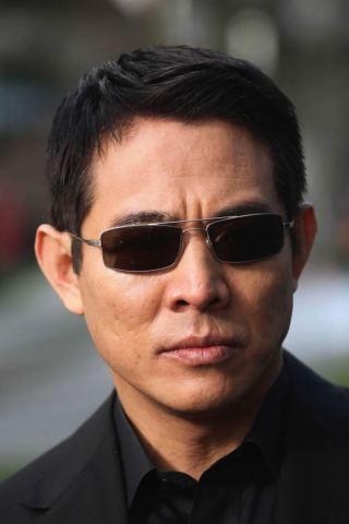 jet-li-height-weight-shoe-size