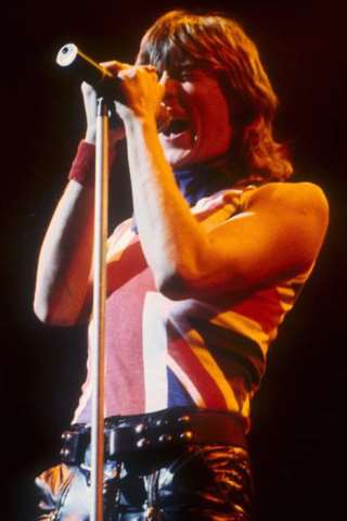 Joe Elliott Height, Weight, Shoe Size